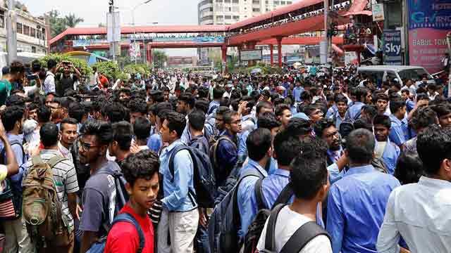 Students’ protests spread across Dhaka